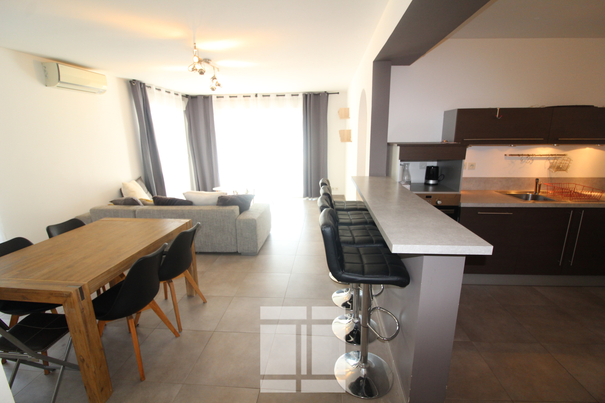 BASTIA SAINT-ANTOINE - IMMEUBLE RÉCENT - F4 AVEC TERRASSE